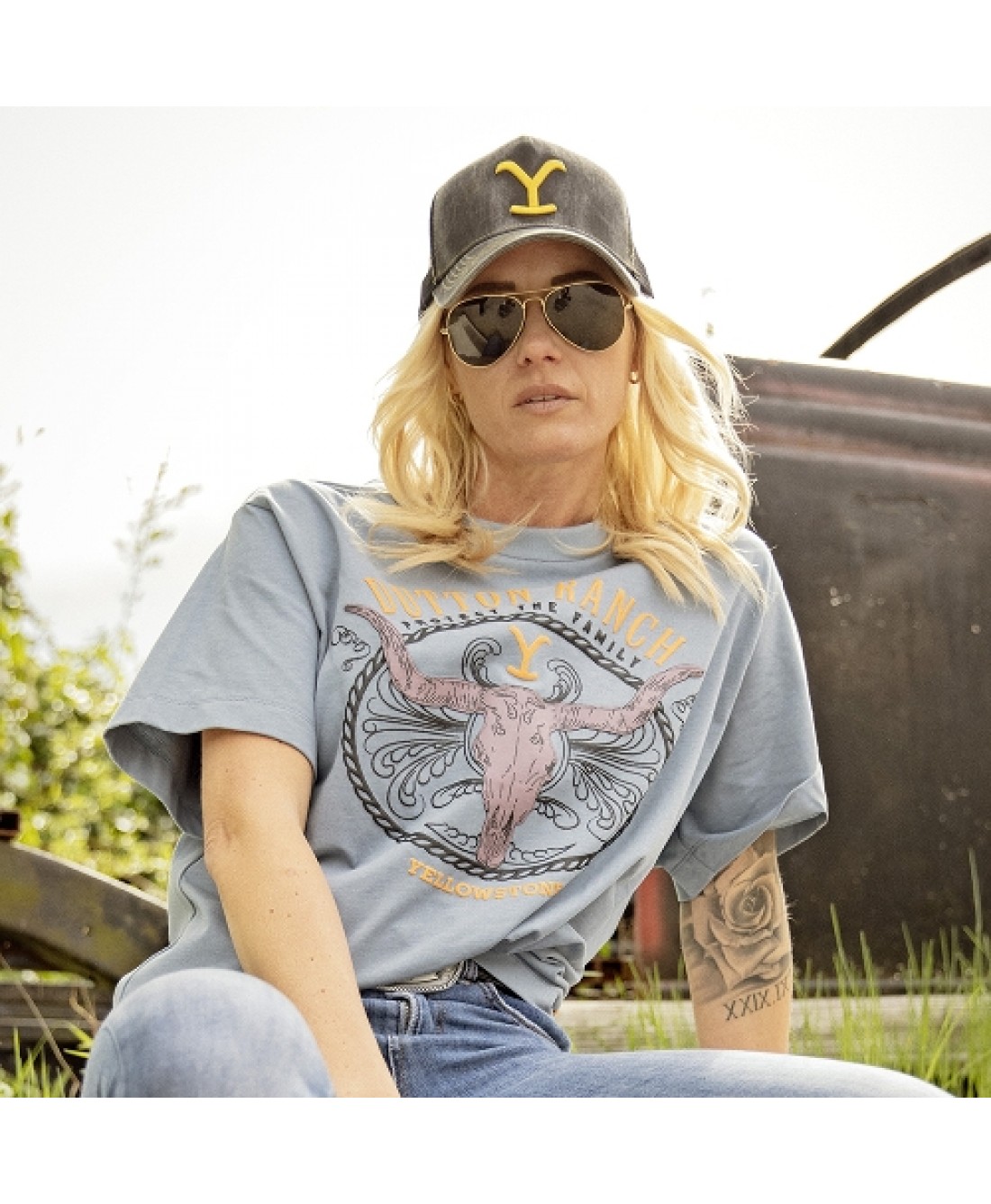 Stars & Stripes - Yellowstone T-Shirt Protect The Family